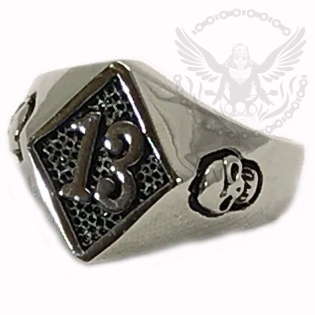 Diamond 13 small version - Black and Silver – Debria's Designs